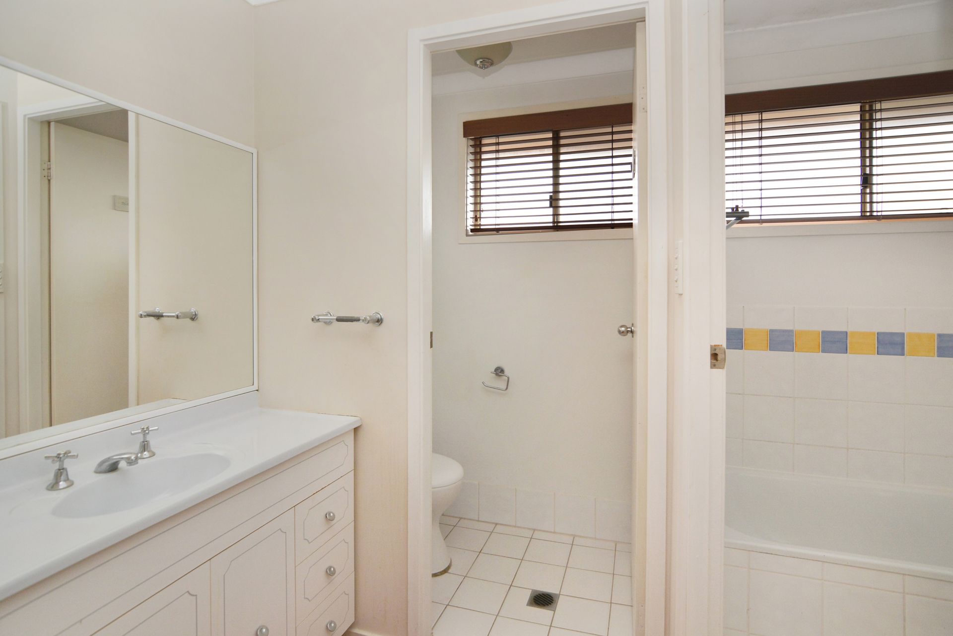 Real Estate For Lease - 29 Conroy Crescent - Kariong , NSW