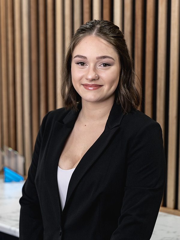 MEET OUR TEAM - Chapman Real Estate