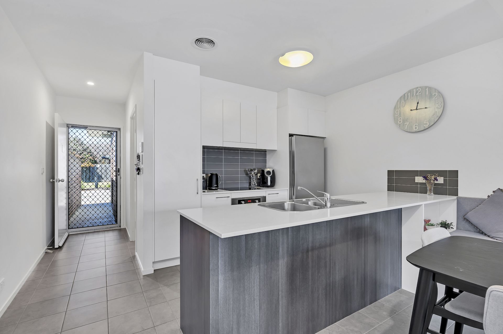 100/47 Mowatt Street, Queanbeyan East | Ian McNamee & Partners Pty Ltd