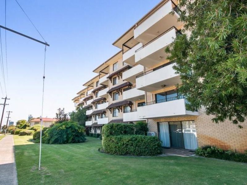 Real Estate For Sale - 10/39 Hurlingham Road - South Perth , WA