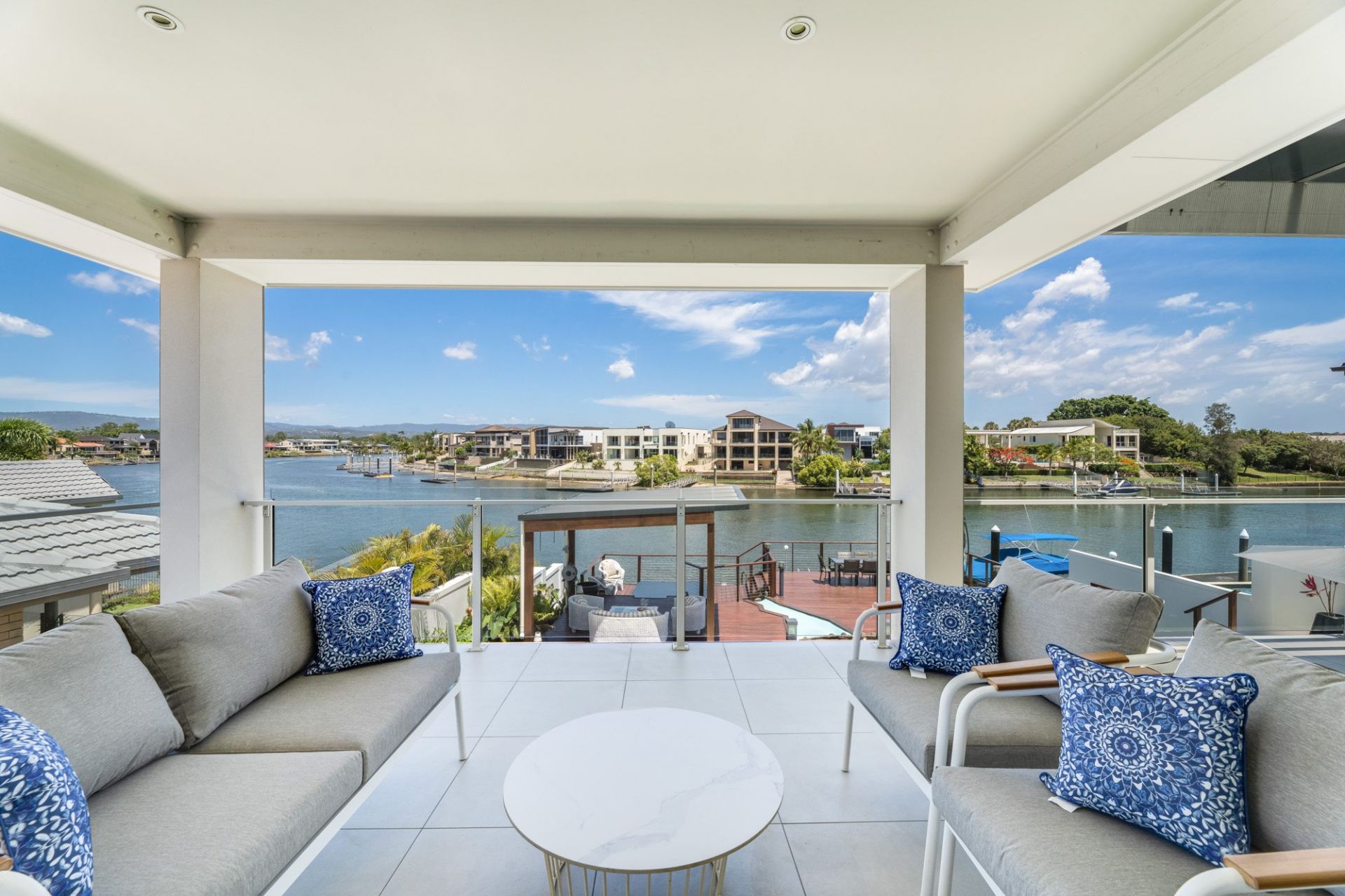 32 River Crescent, Broadbeach Waters | Amir Prestige Group