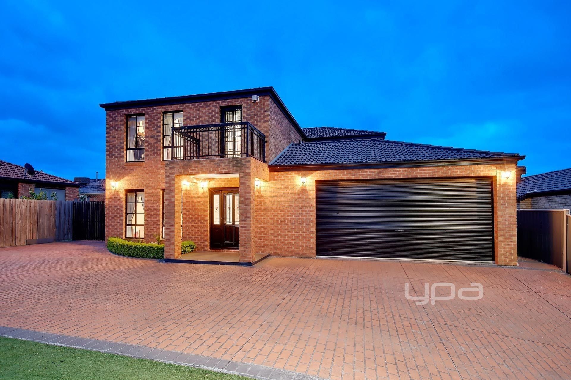 18 Tuscany Court, ROXBURGH PARK | YPA Estate Agents