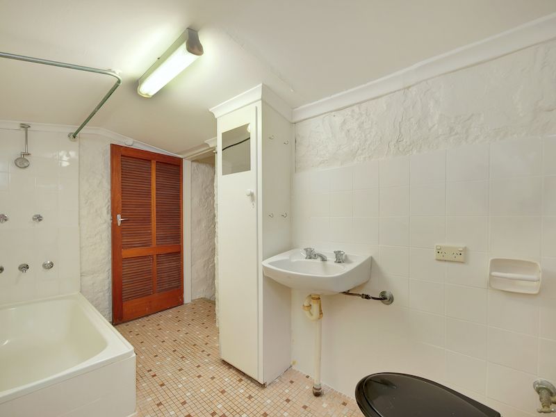 Real Estate For Lease - 7a Toxteth Road - Glebe , NSW