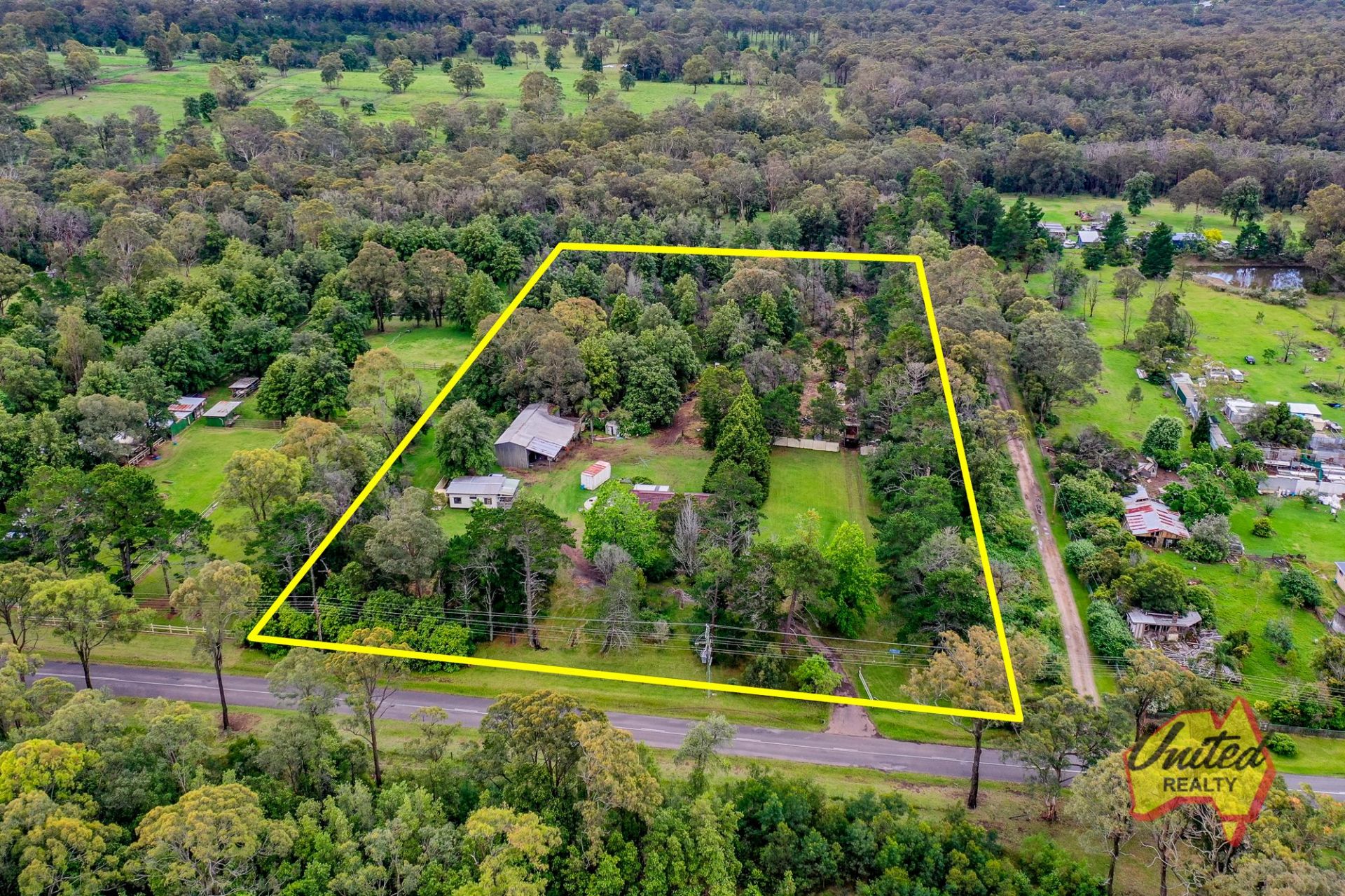 91 Russell Lane, Oakdale | United Realty