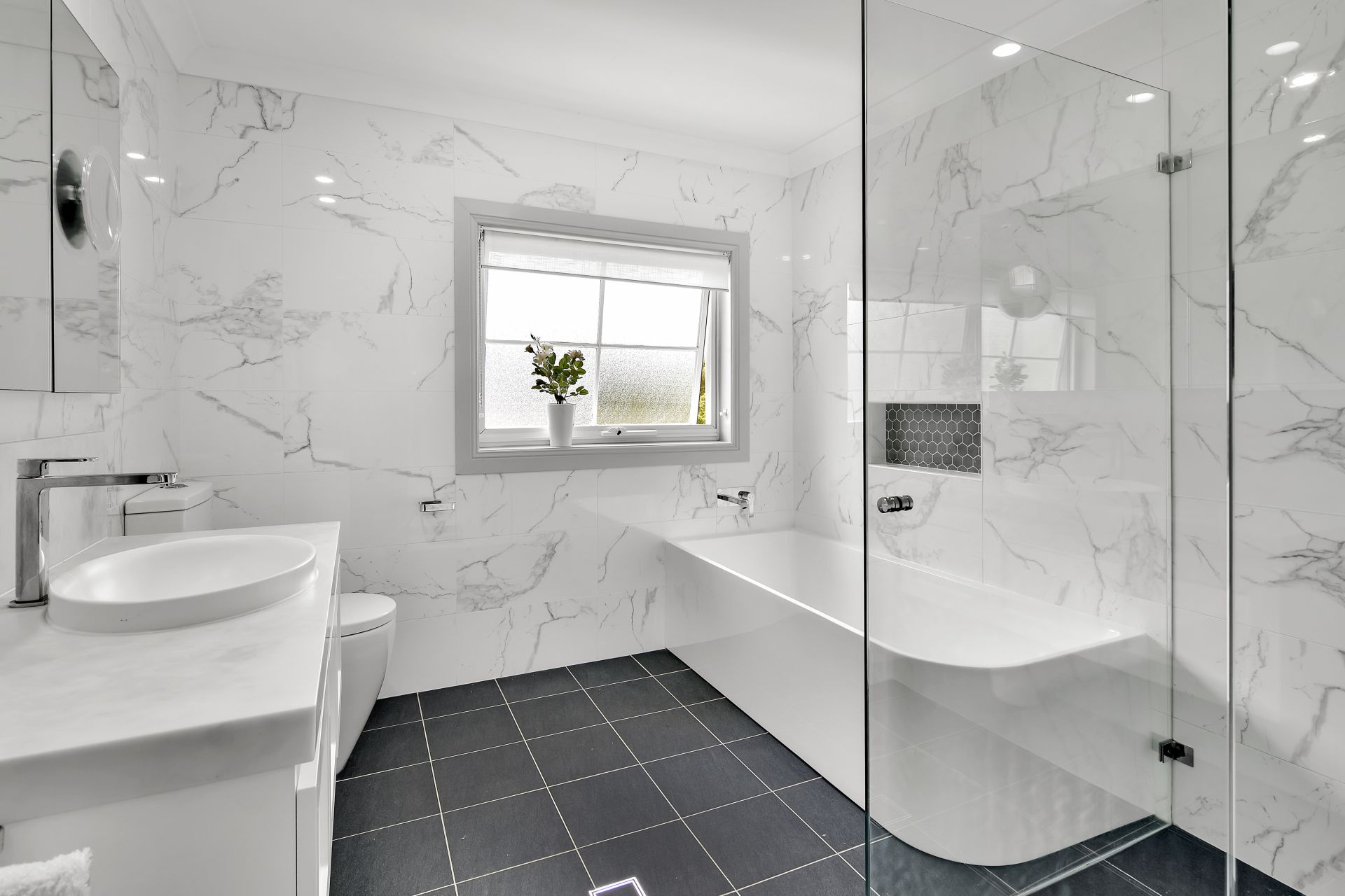 Real Estate For Sale - 8B Marcus Place - Frenchs Forest , NSW