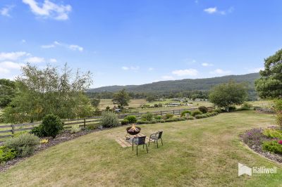 52 Lakeside Drive, Acacia Hills | Halliwell Property Agents