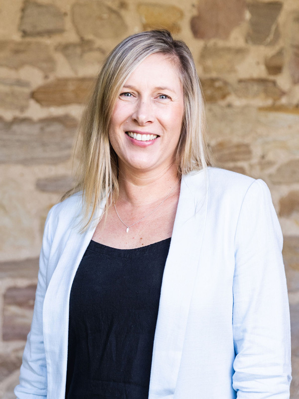 MEET OUR TEAM - Chapman Real Estate