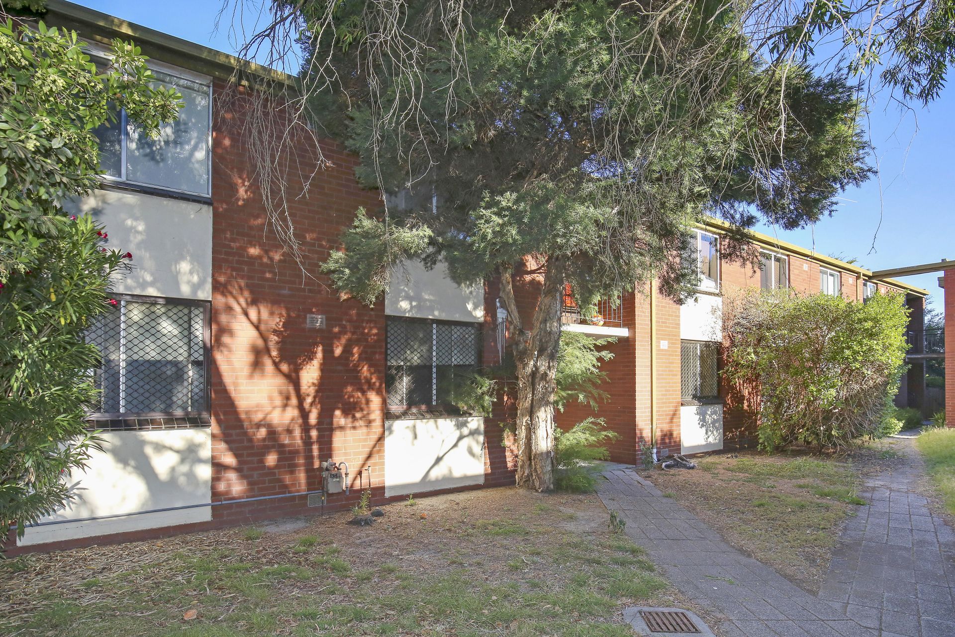 Real Estate For Sale - 16/696 Plenty Road - Reservoir , VIC