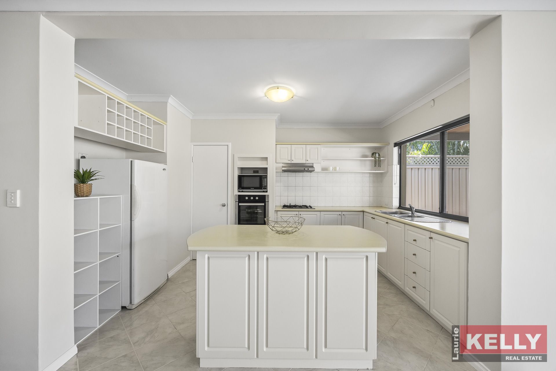 44 McGuigan Circle, Redcliffe | Laurie Kelly Real Estate