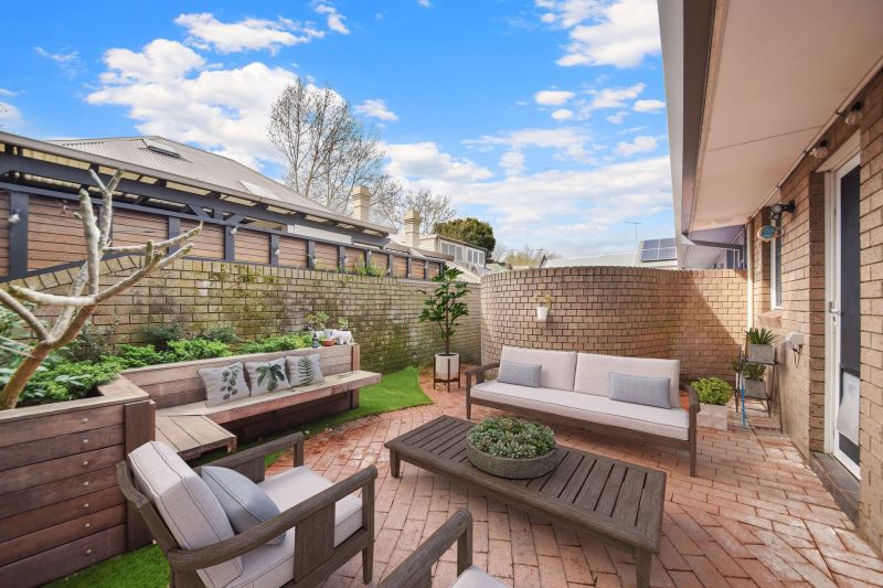 Real Estate For Lease - 7/59-61 Falcon Street - Crows Nest , NSW