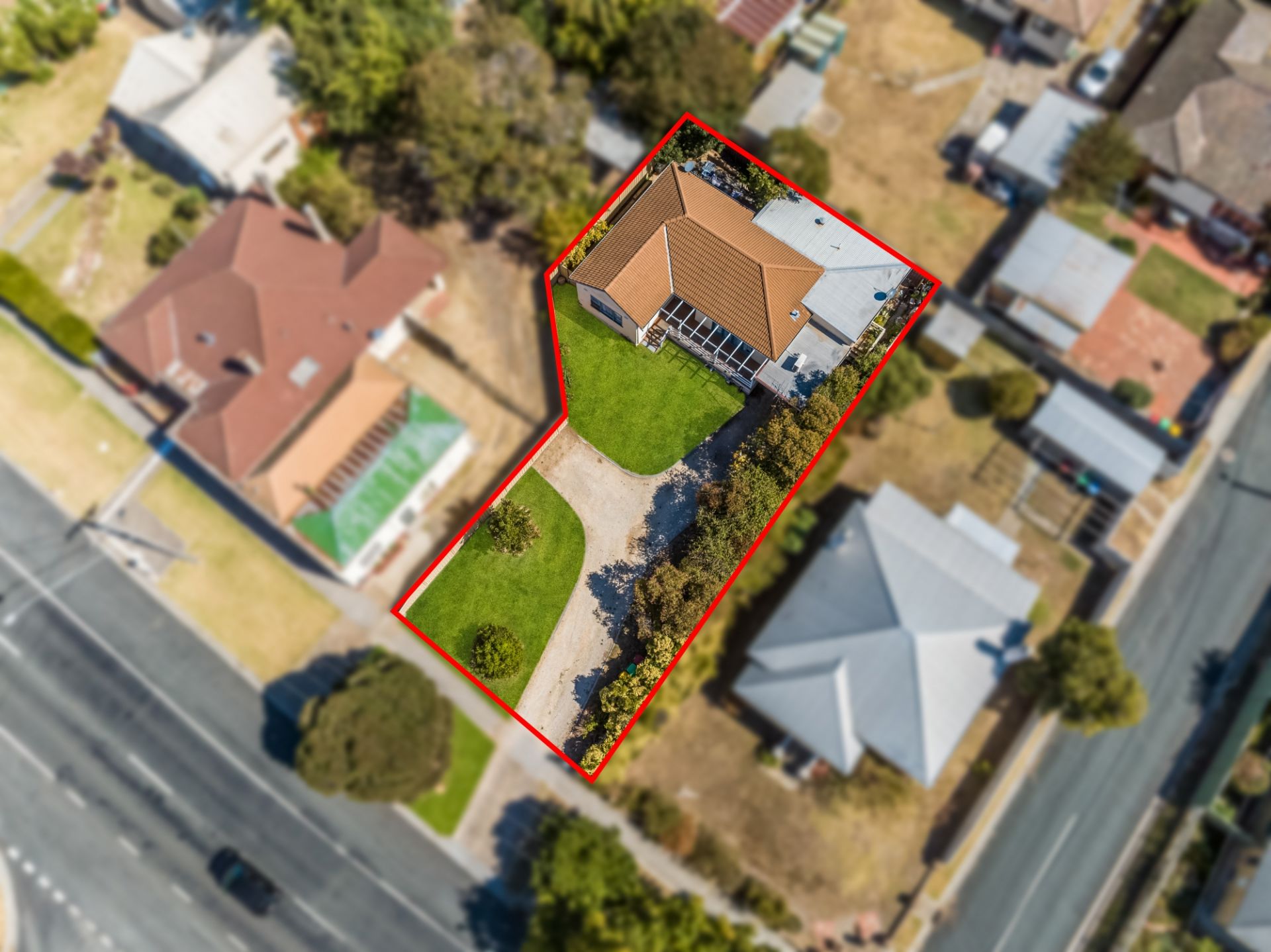 16 Spring Gully Road, Quarry Hill | Bendigo Ballarat Real Estate Pty Ltd