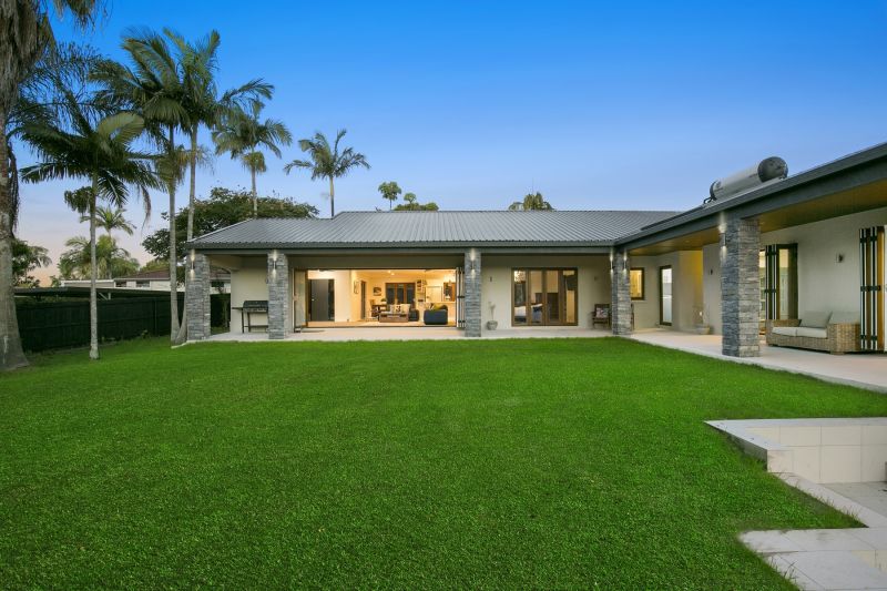 12 Davidson Place, CARRARA | Amir Prestige Group