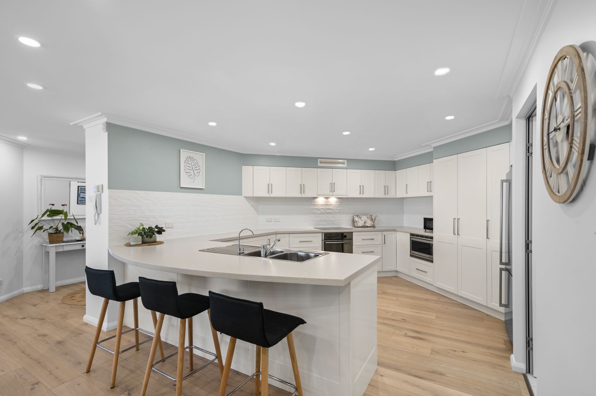 3/110-112 Ocean Parade, Blue Bay | Whiteman Property