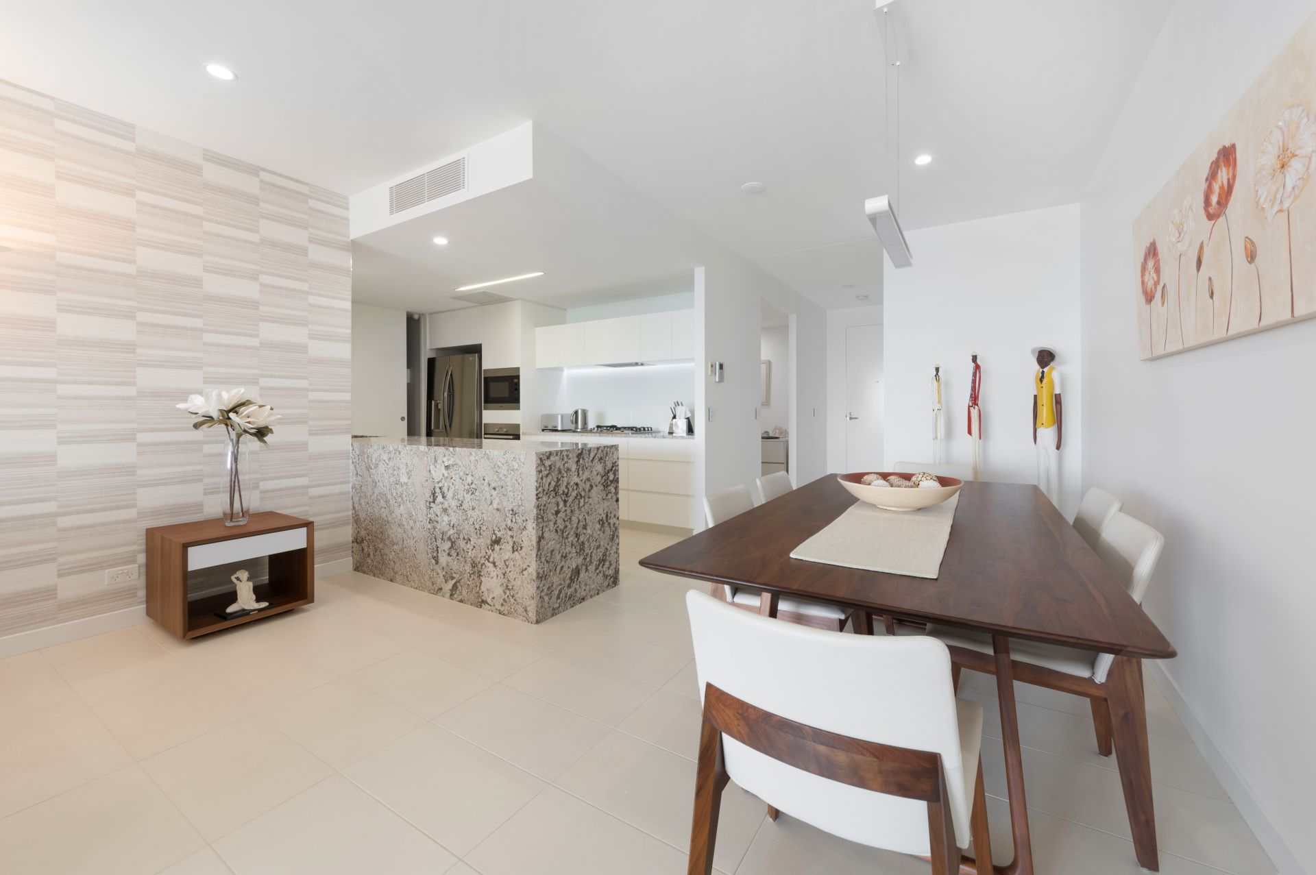 6407/6 Marina Promenade, PARADISE POINT | Amir Prestige Group