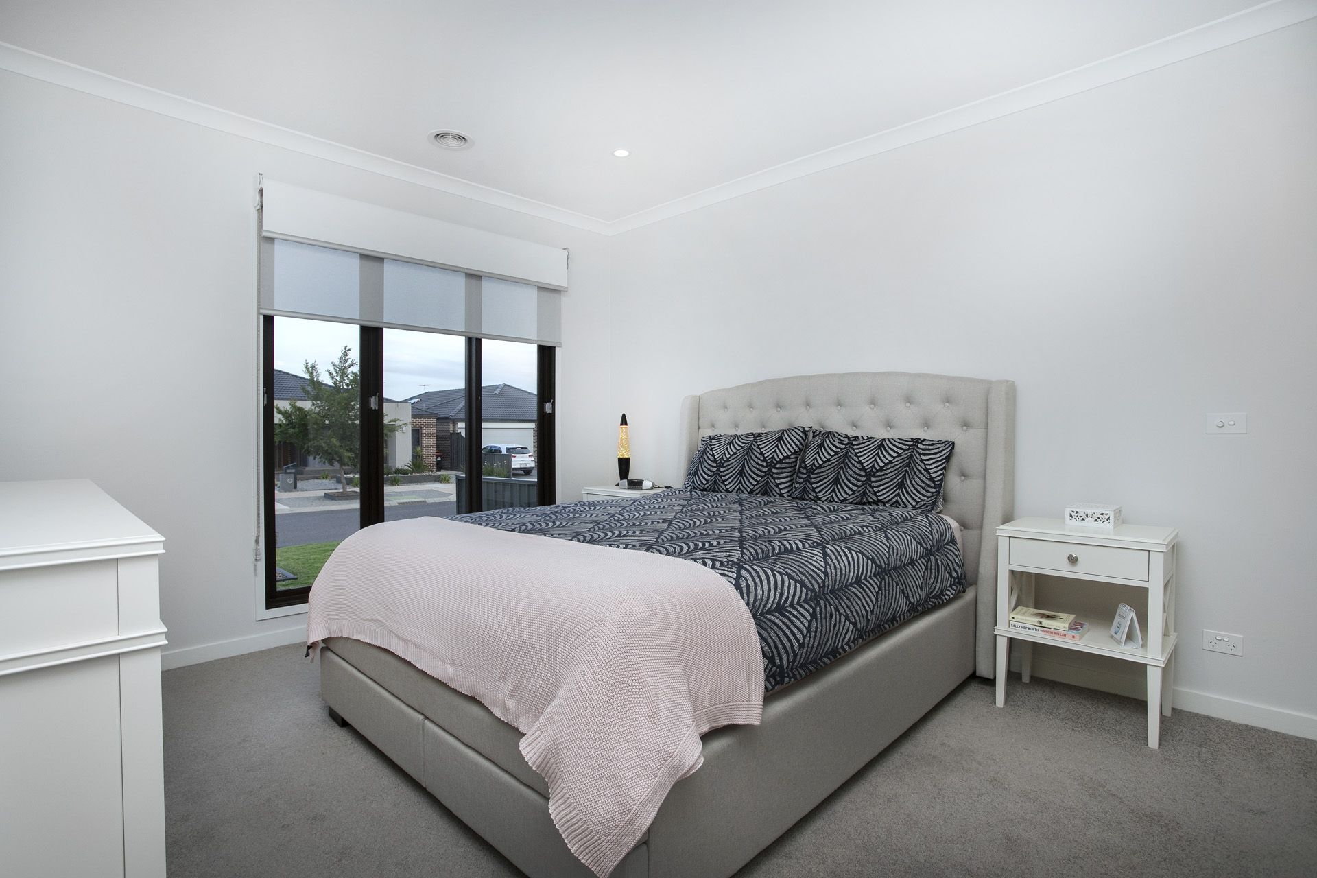 27 Infinity Drive, Fraser Rise | Sweeney Estate Agents