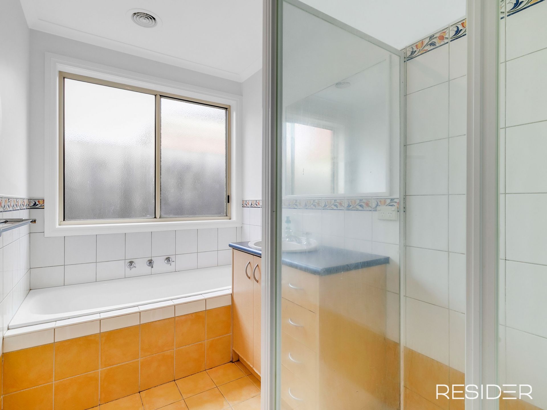 16 Tiffany Grove, South Morang | Resider Real Estate