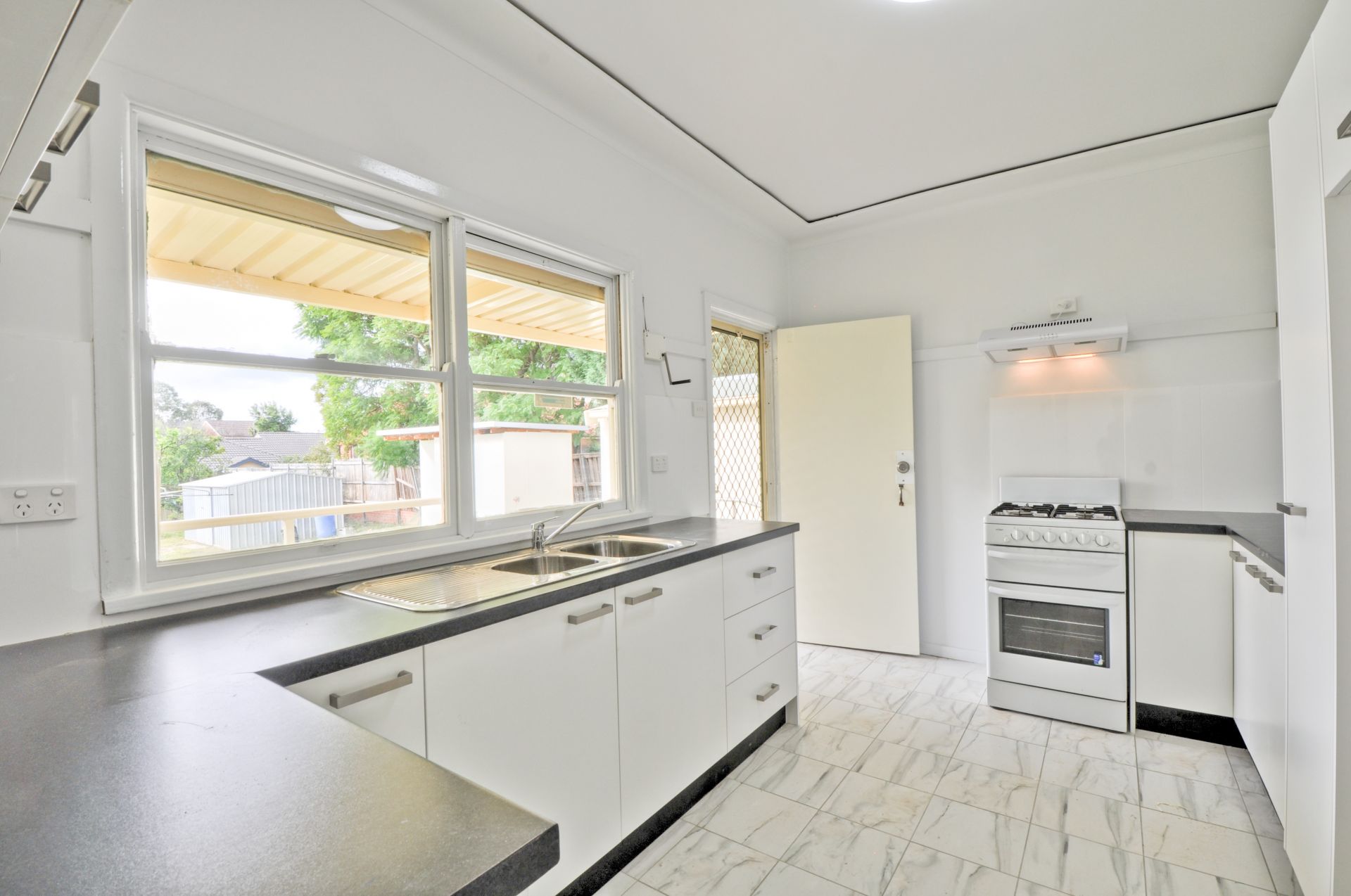 Real Estate For Lease - 58 Belmont Road - Glenfield , NSW