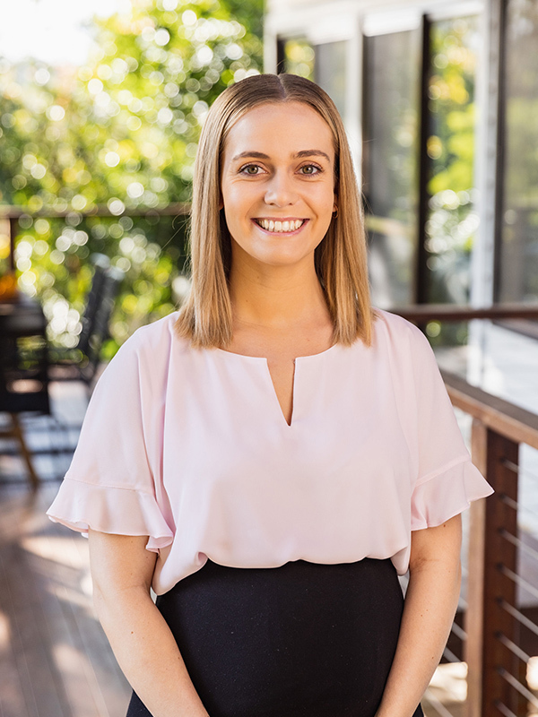 MEET OUR TEAM - Chapman Real Estate