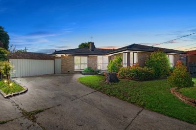 Real Estate For Sale - 18 Dunbar Court - Lalor , VIC