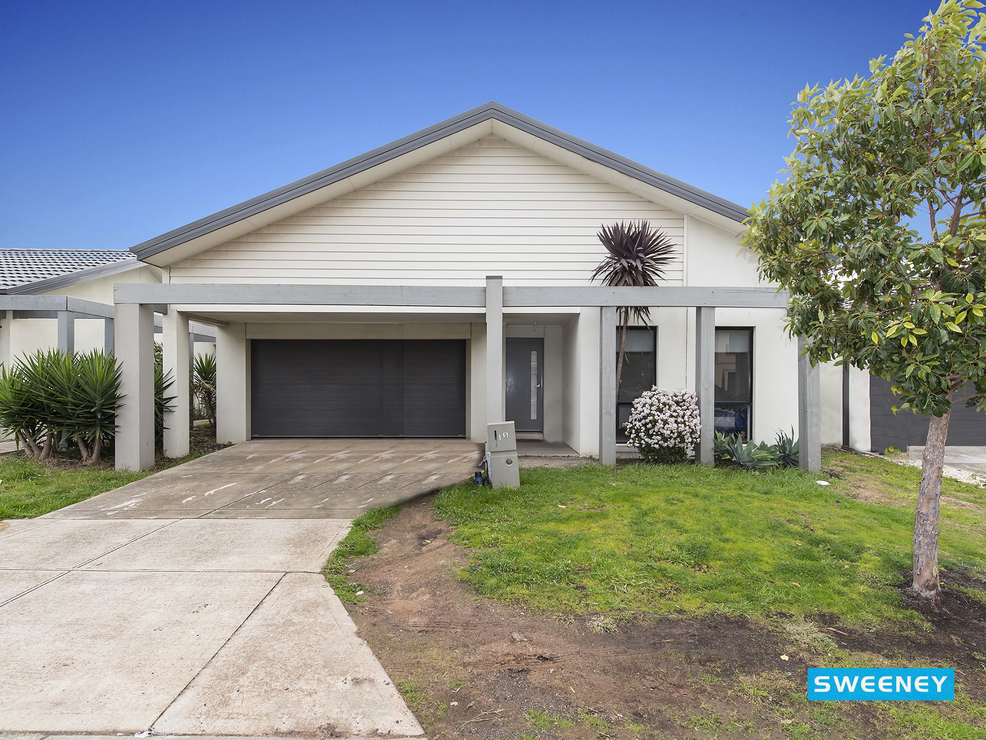 5 Green Court, Burnside Heights | Sweeney Estate Agents