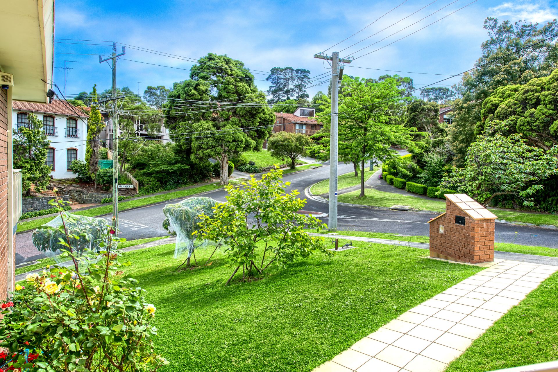 92 Dellfield Drive, Templestowe Lower | Mandy Lee Real Estate