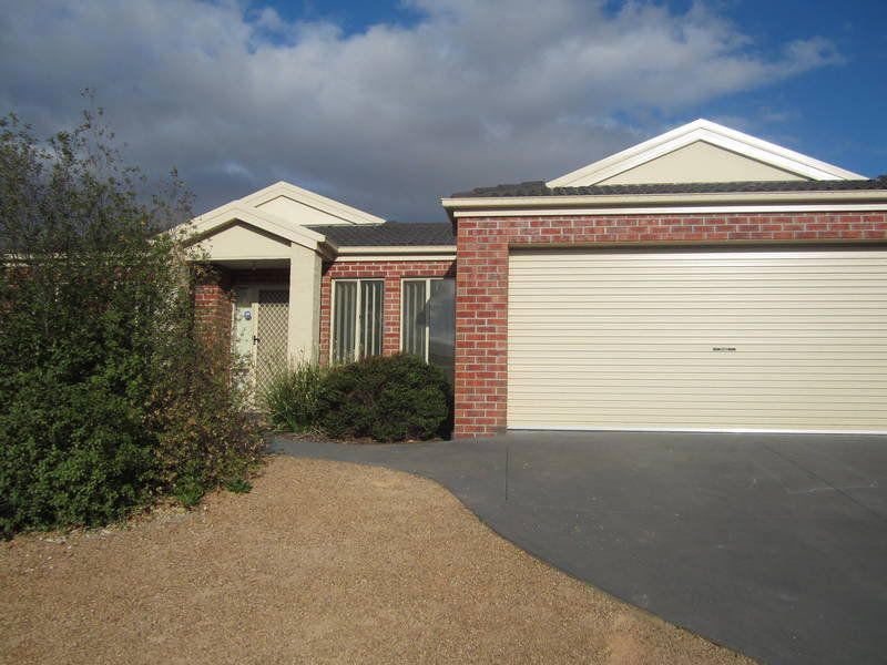 3 Sebastian Place, SUNBURY | YPA Estate Agents