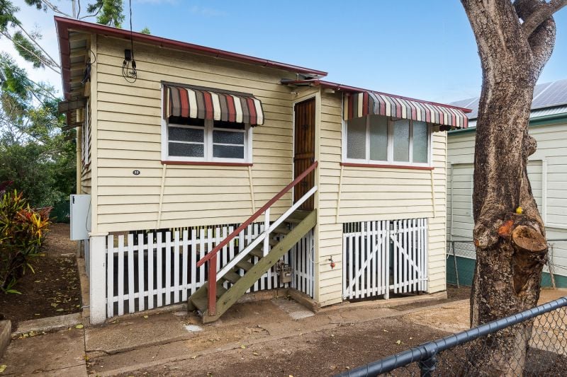 22 Exeter Street, West End | Place Property