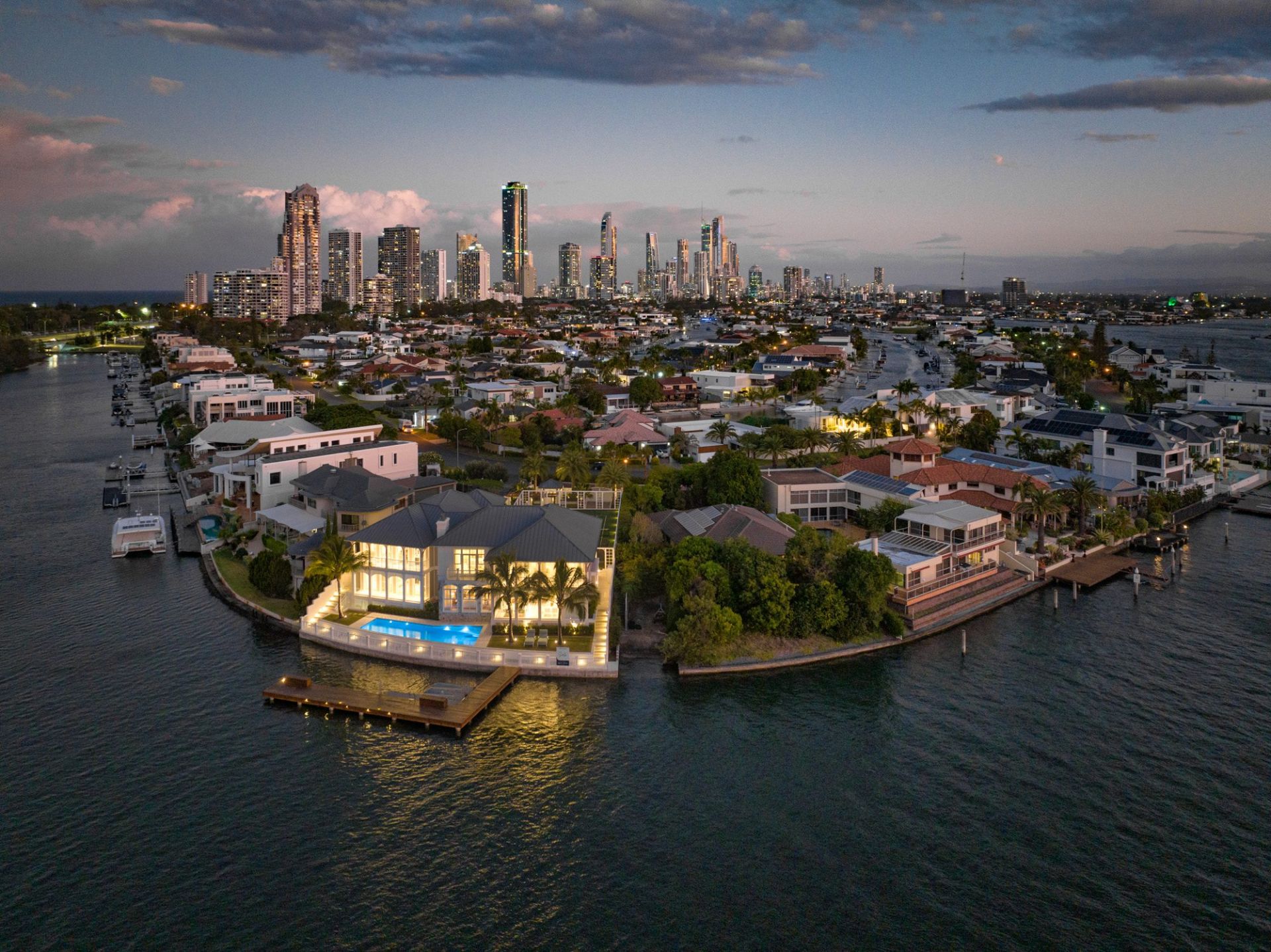 91 Commodore Drive, Paradise Waters | Amir Prestige Group