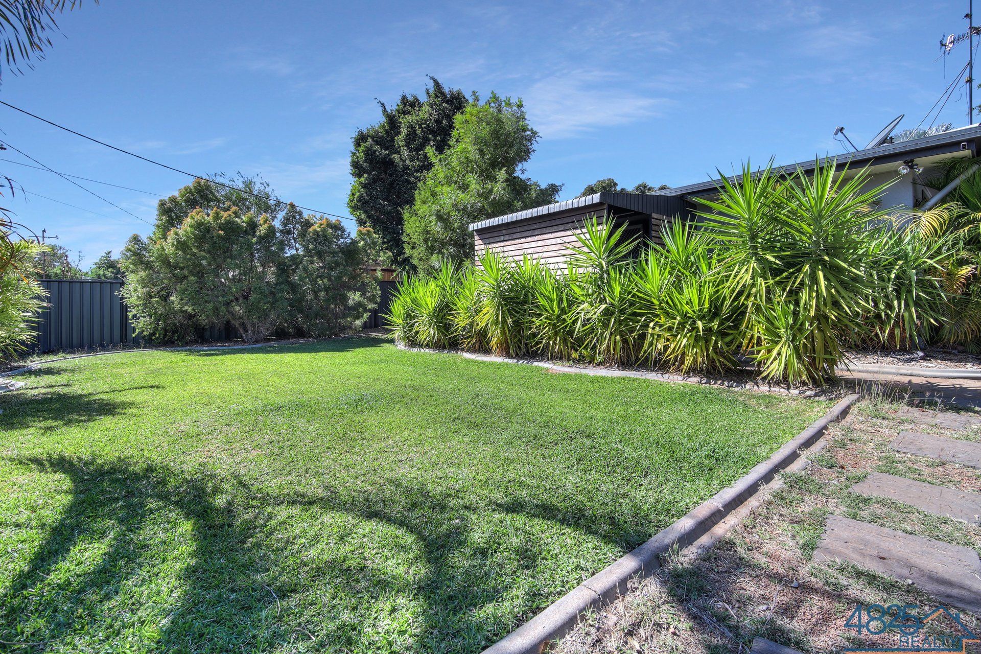 11 Joyce Street, Mount Isa | 4825 Realty