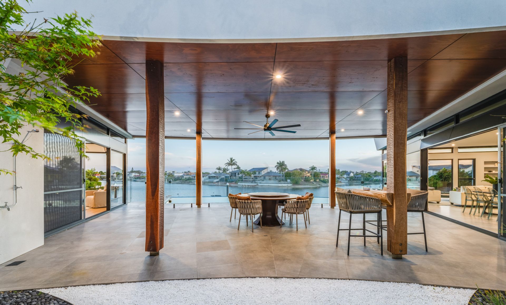 62 Lakeview Boulevard, Mermaid Waters | Amir Prestige Group