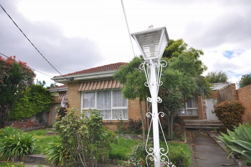 160 Dorking Road, Box Hill North | Mandy Lee Real Estate