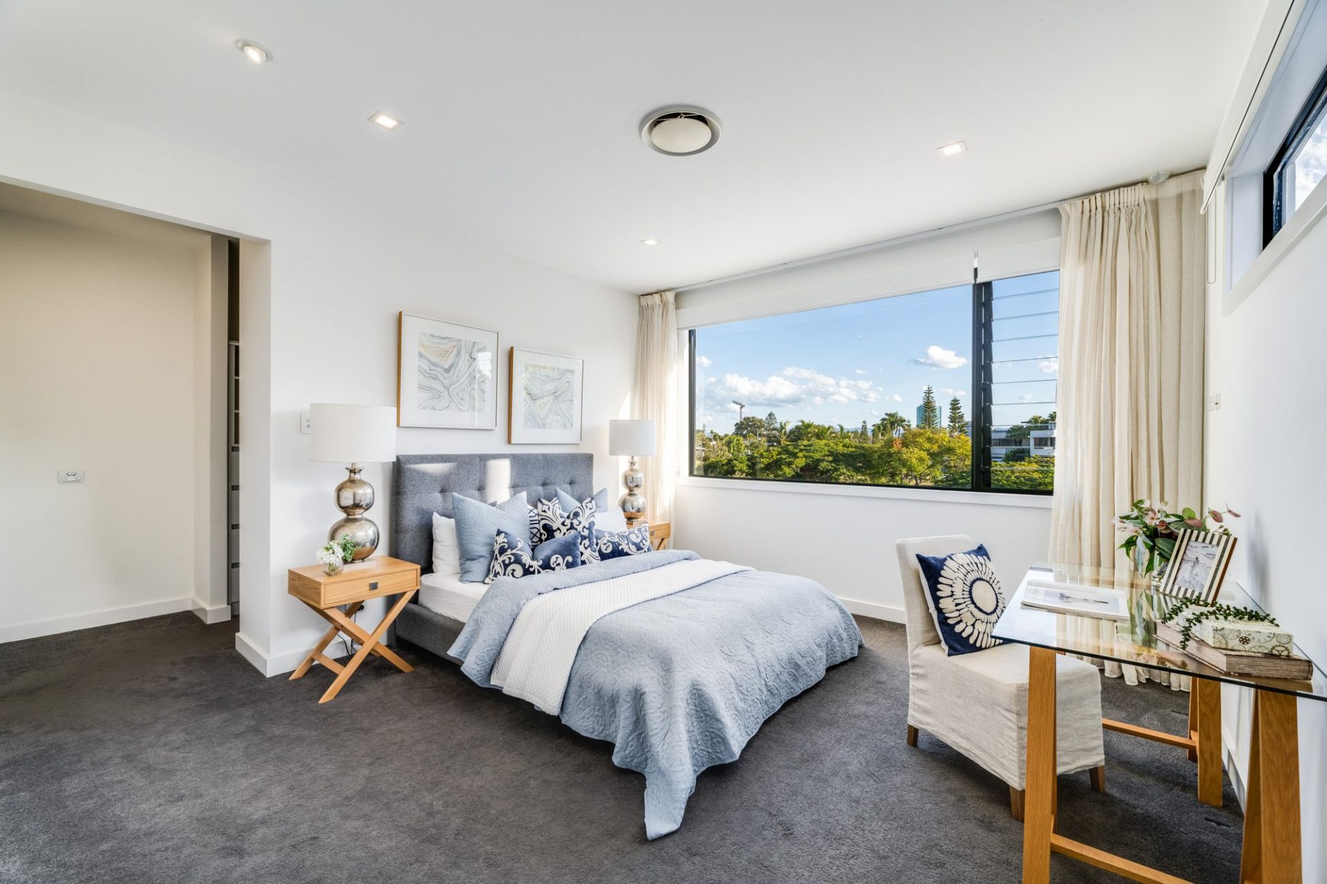 16 Southern Cross Drive, Surfers Paradise | Amir Prestige Group