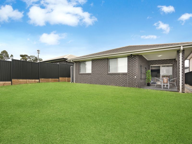Real Estate For Sale - 8 Glover Street - Claymore , NSW