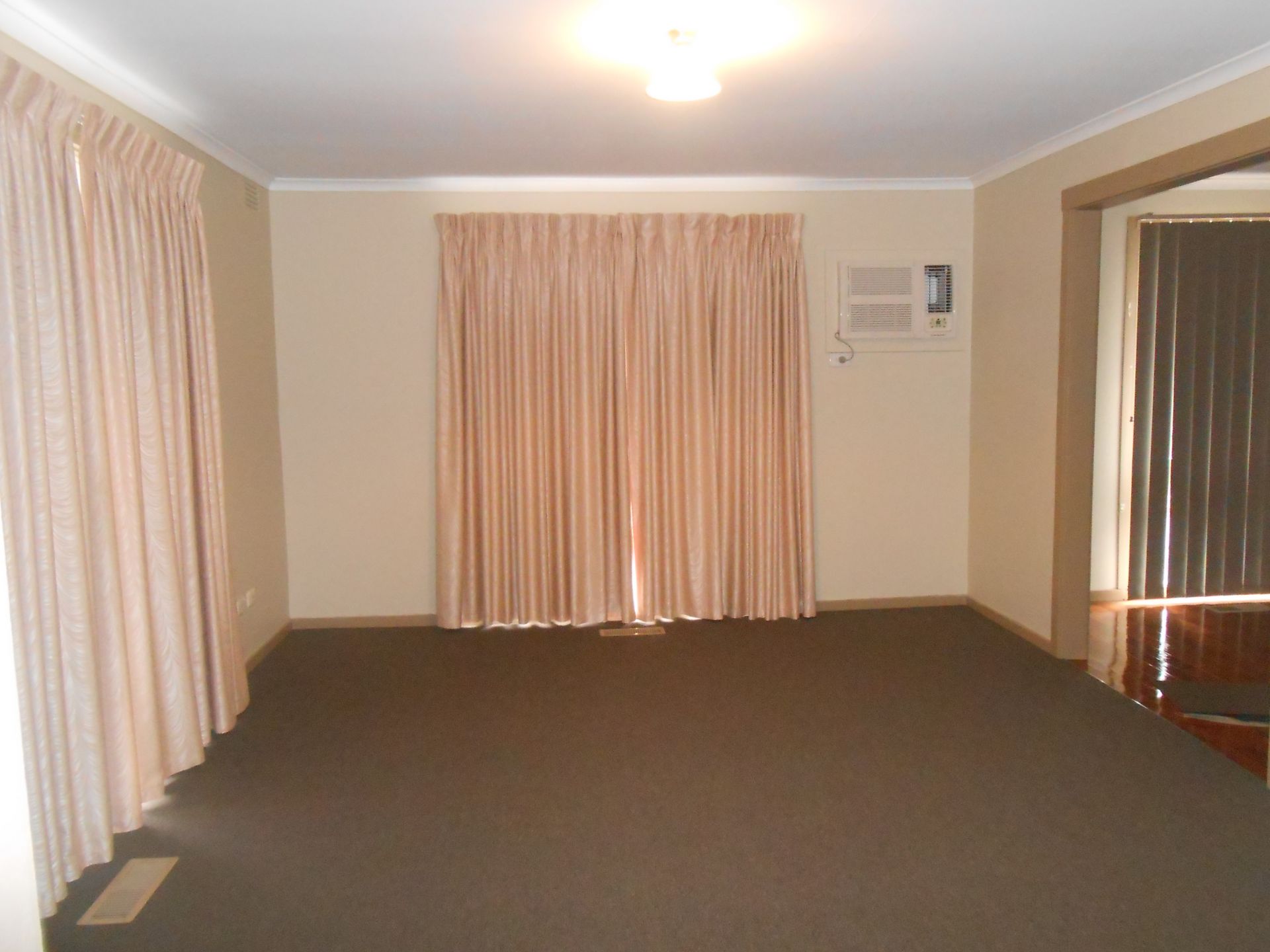 Real Estate For Lease - 15 Gloaming Court - Mill Park , VIC