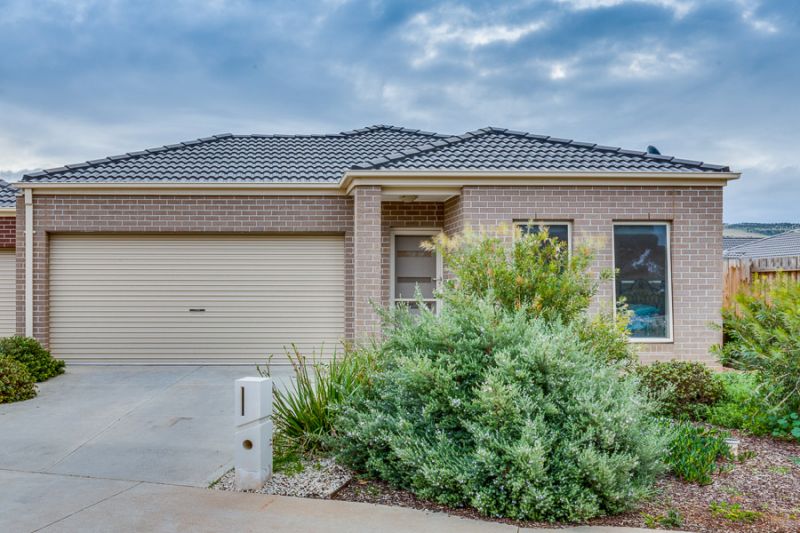 4/36 Somerton Court, Bacchus Marsh | Sweeney Estate Agents