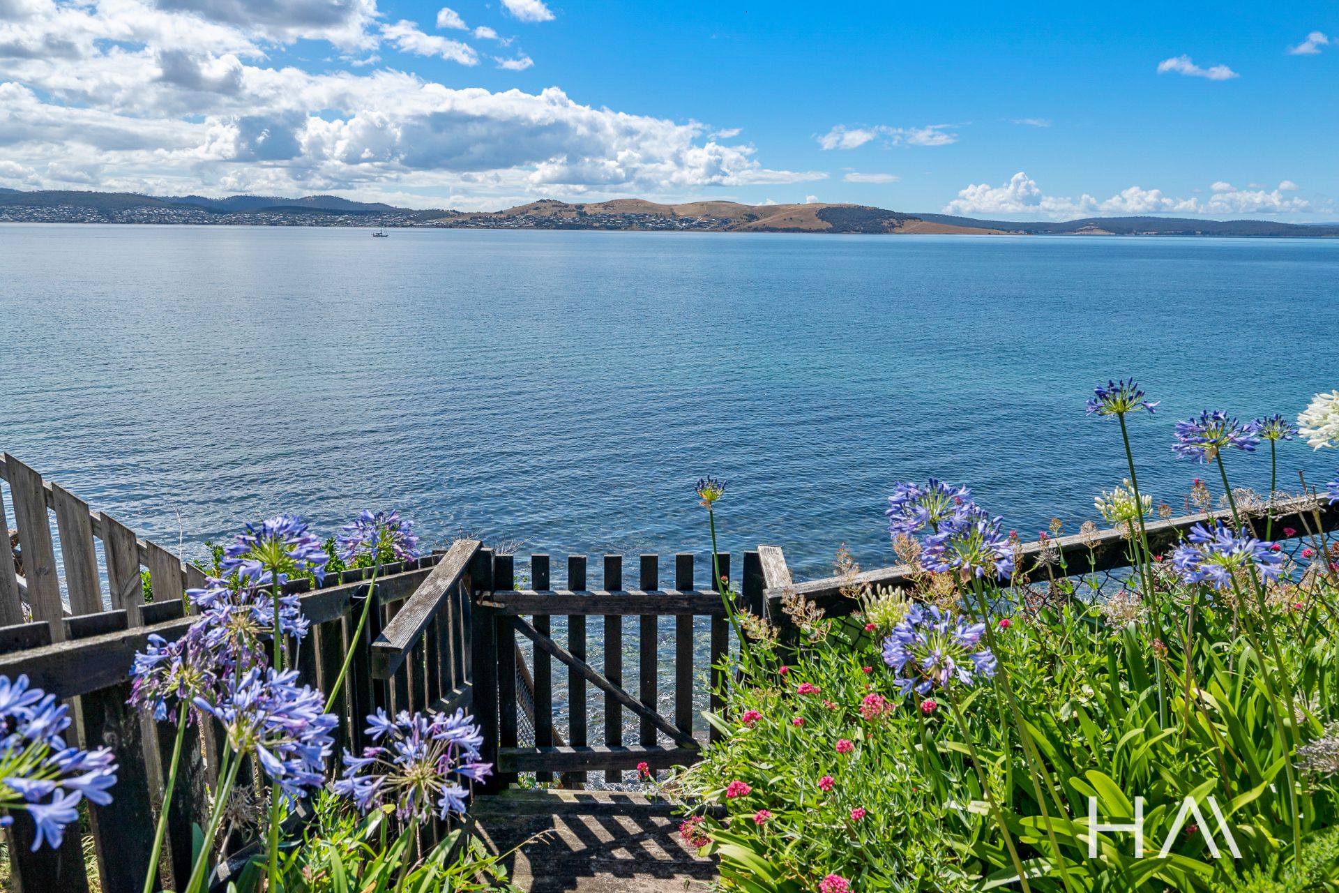 2/852A Sandy Bay Road, Sandy Bay | Harrison Agents