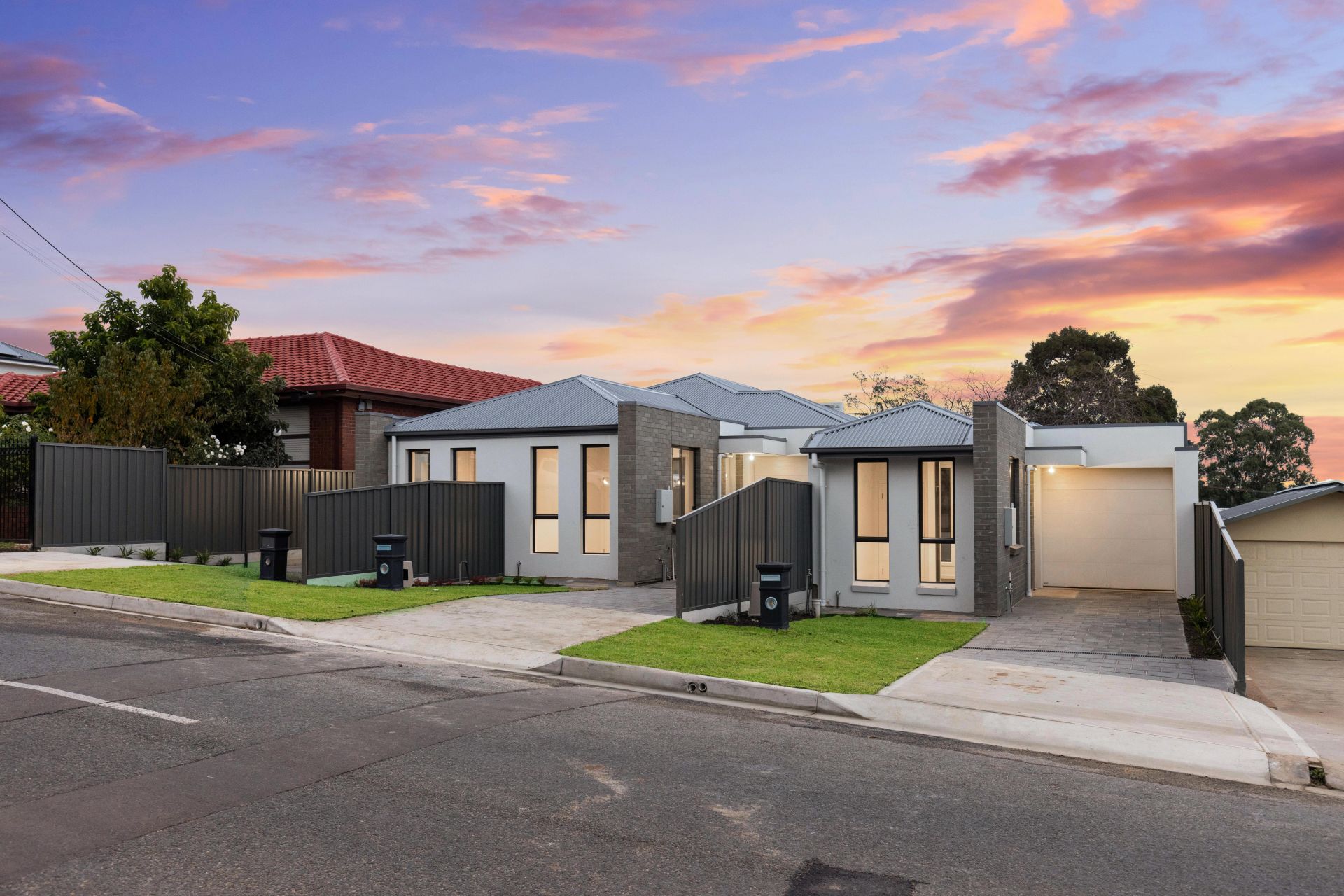 9-9B Valley View Drive, Highbury | Sinova Property