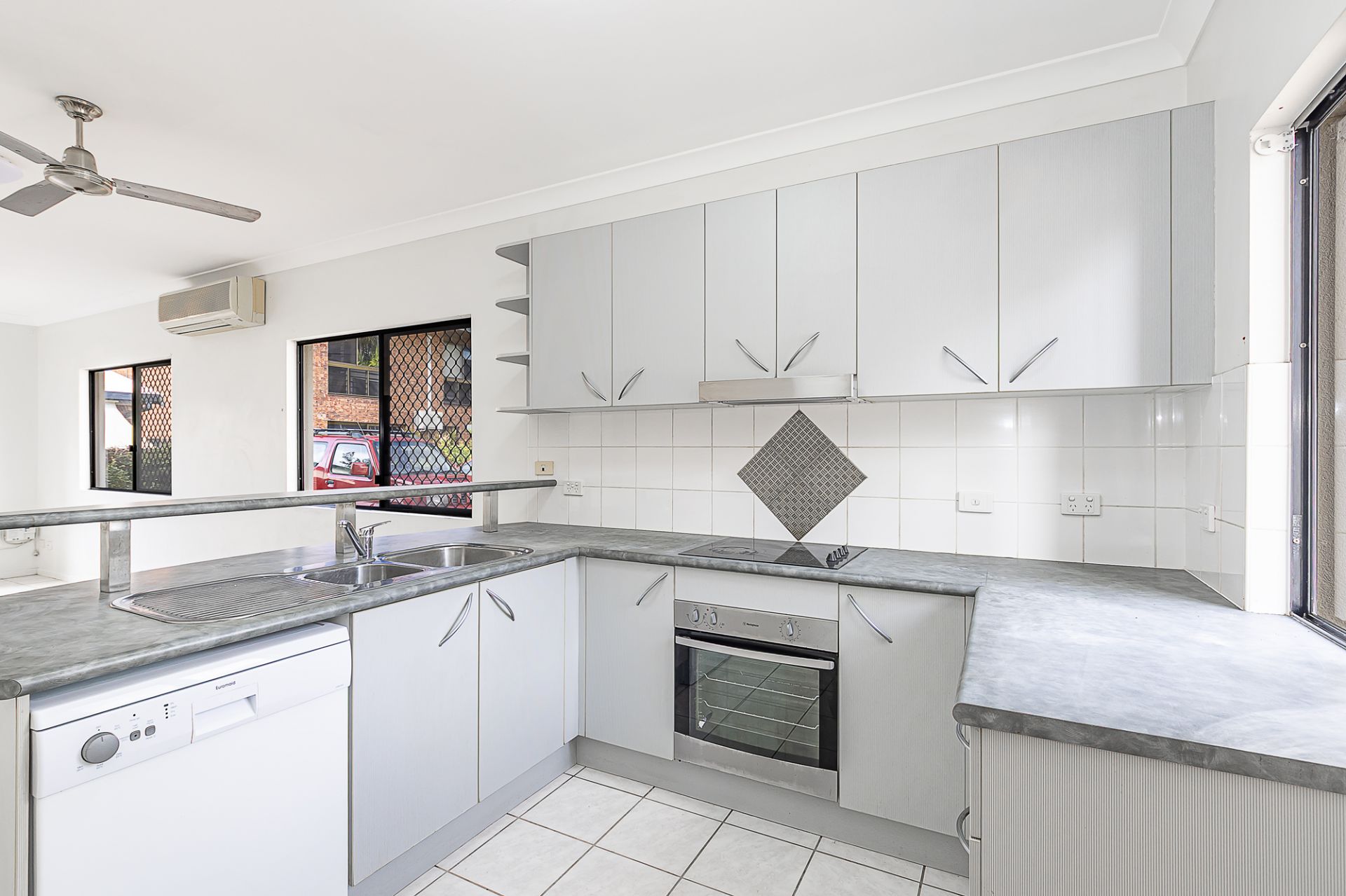 3/42 Patrick Street, Aitkenvale | Harcourts Kingsberry Townsville