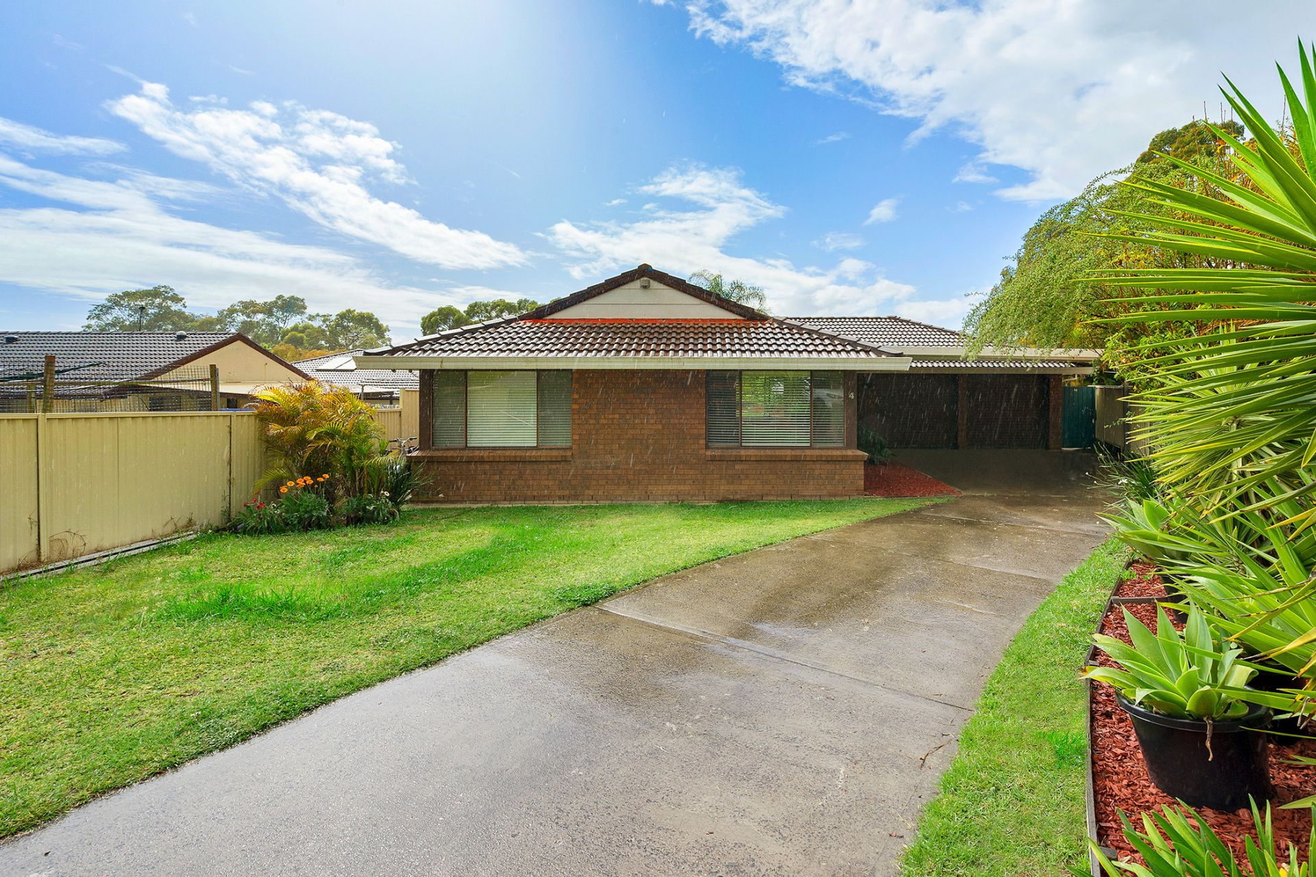 Real Estate For Sale - 4 Vickers Place - Raby , NSW