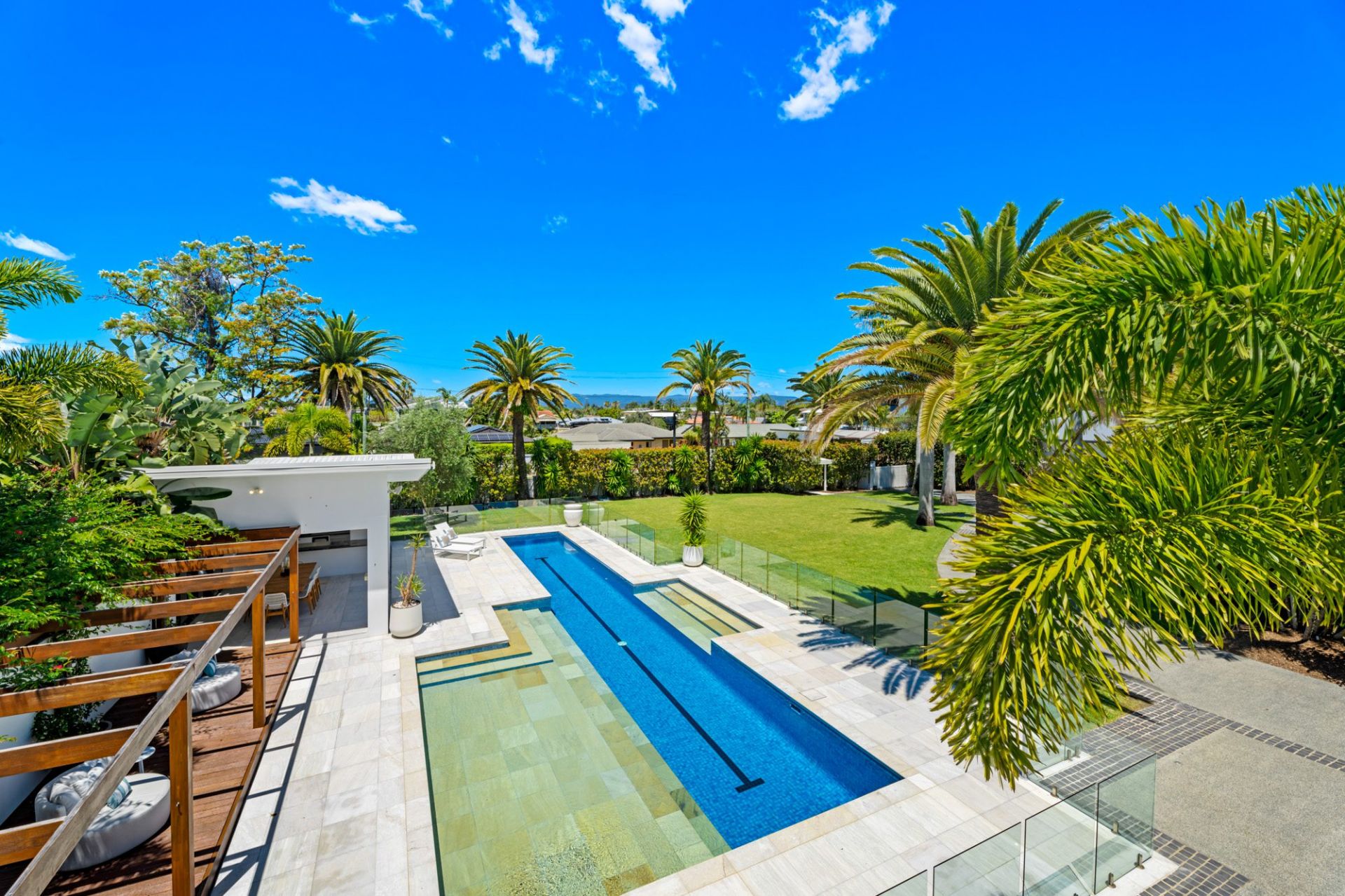 131-135 Monaco Street, Broadbeach Waters | Amir Prestige Group