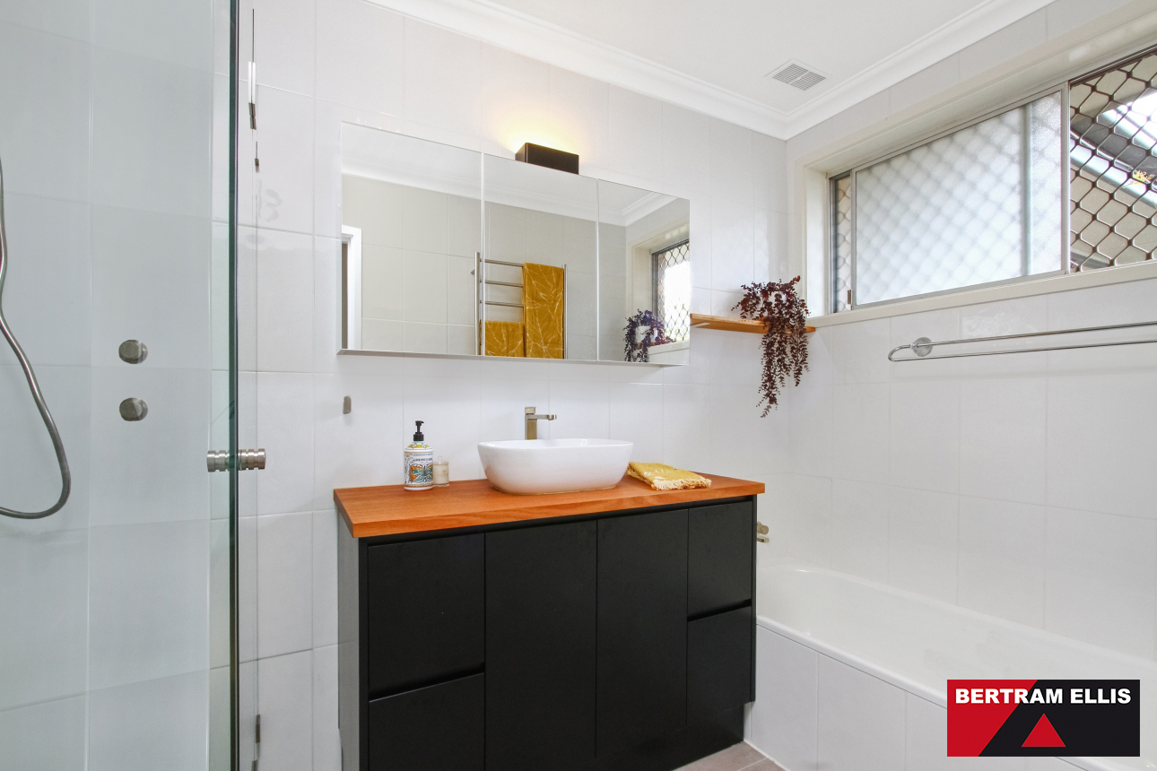 Real Estate For Sale - 11 Emery Street - Chapman , ACT