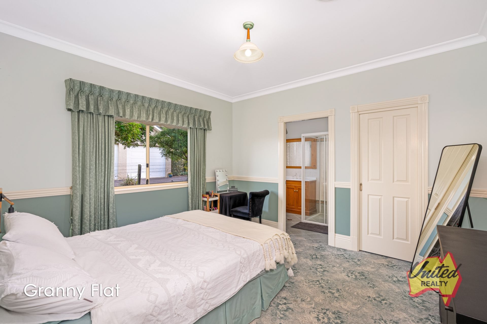 66 Ellis Lane, Ellis Lane | United Realty