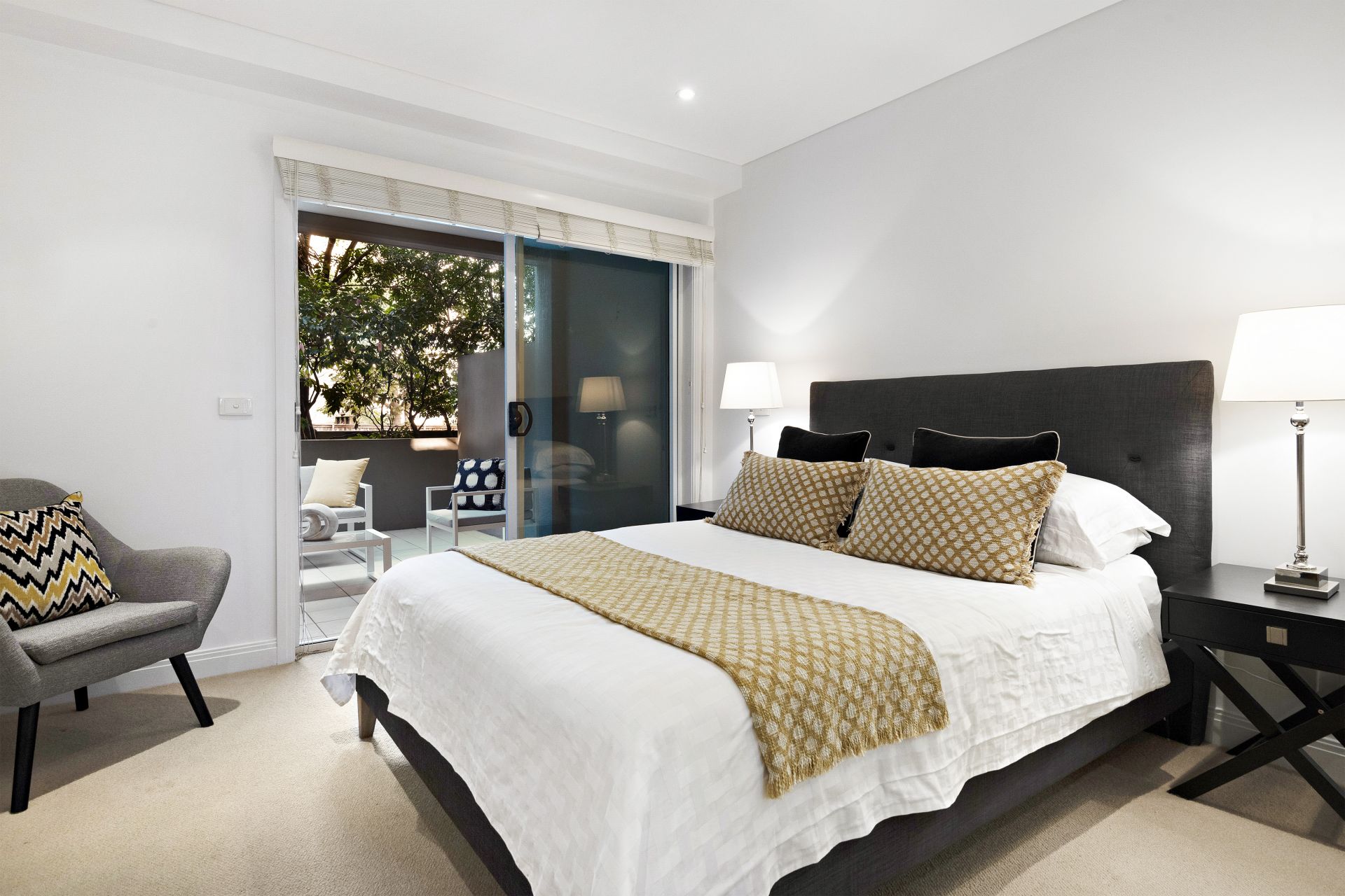Real Estate For Sale - 2/6 Victoria Parade - Manly , NSW