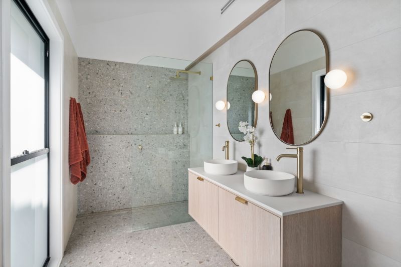 4 Valley View Road, Bateau Bay | Whiteman Property