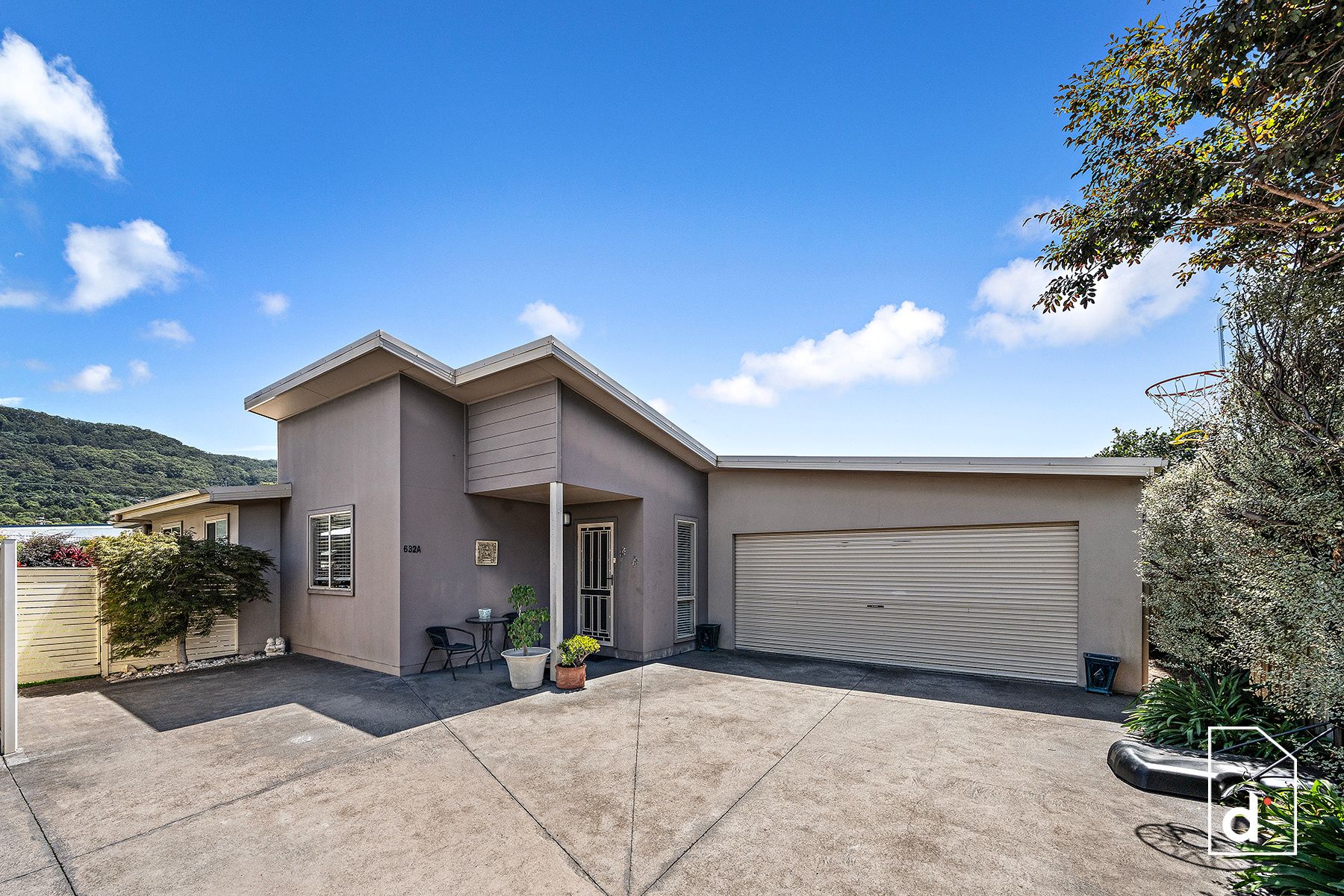 Sold property: $955000 for 632A Princes Highway - Russell Vale , NSW 2517