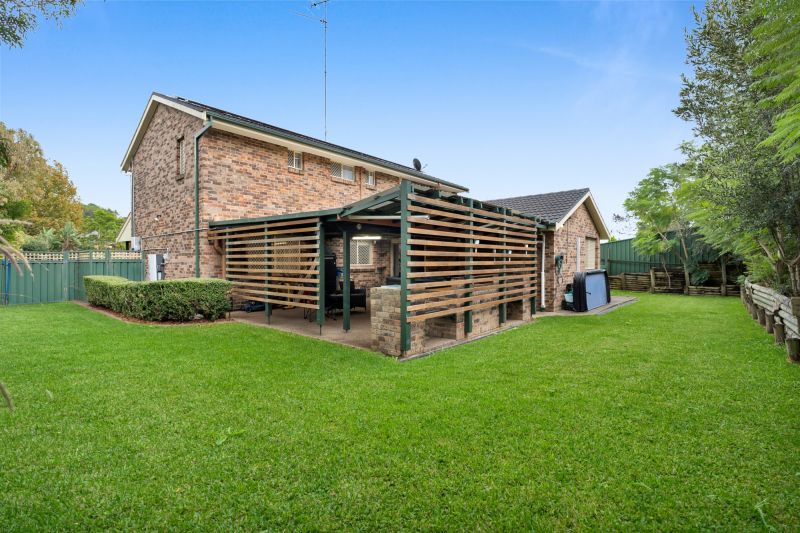 Real Estate For Sale - 35 Mount Sugarloaf Drive - Glen Alpine , NSW