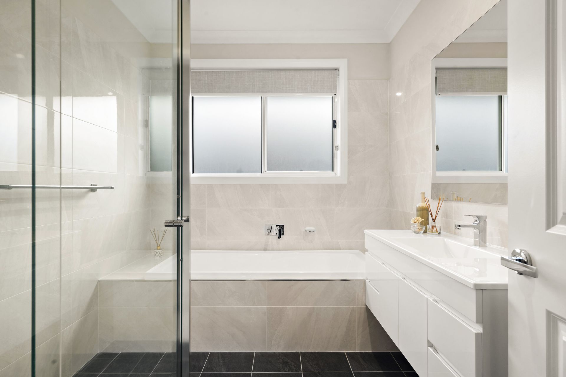 Real Estate For Sale - 39 Floyd Street - Spring Farm , NSW