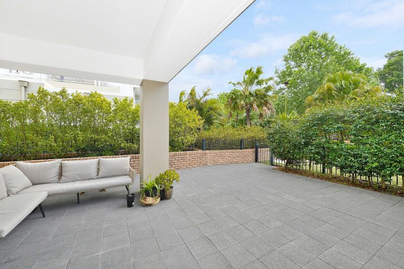 55 Admiralty Drive, Breakfast Point | Breakfast Point Realty