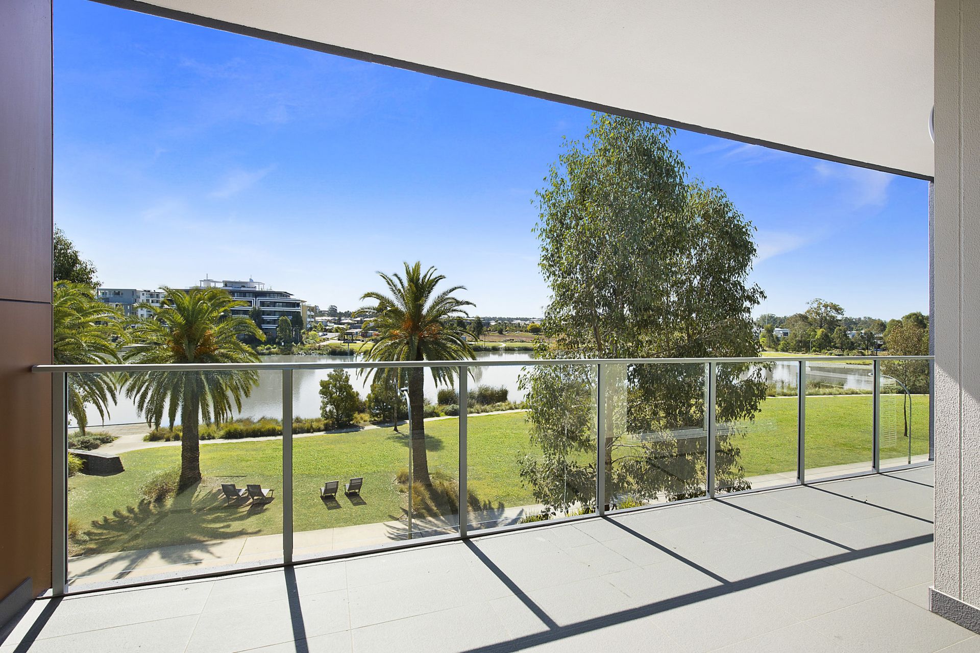 302/98 Lakeside Parade, Jordan Springs | Morton