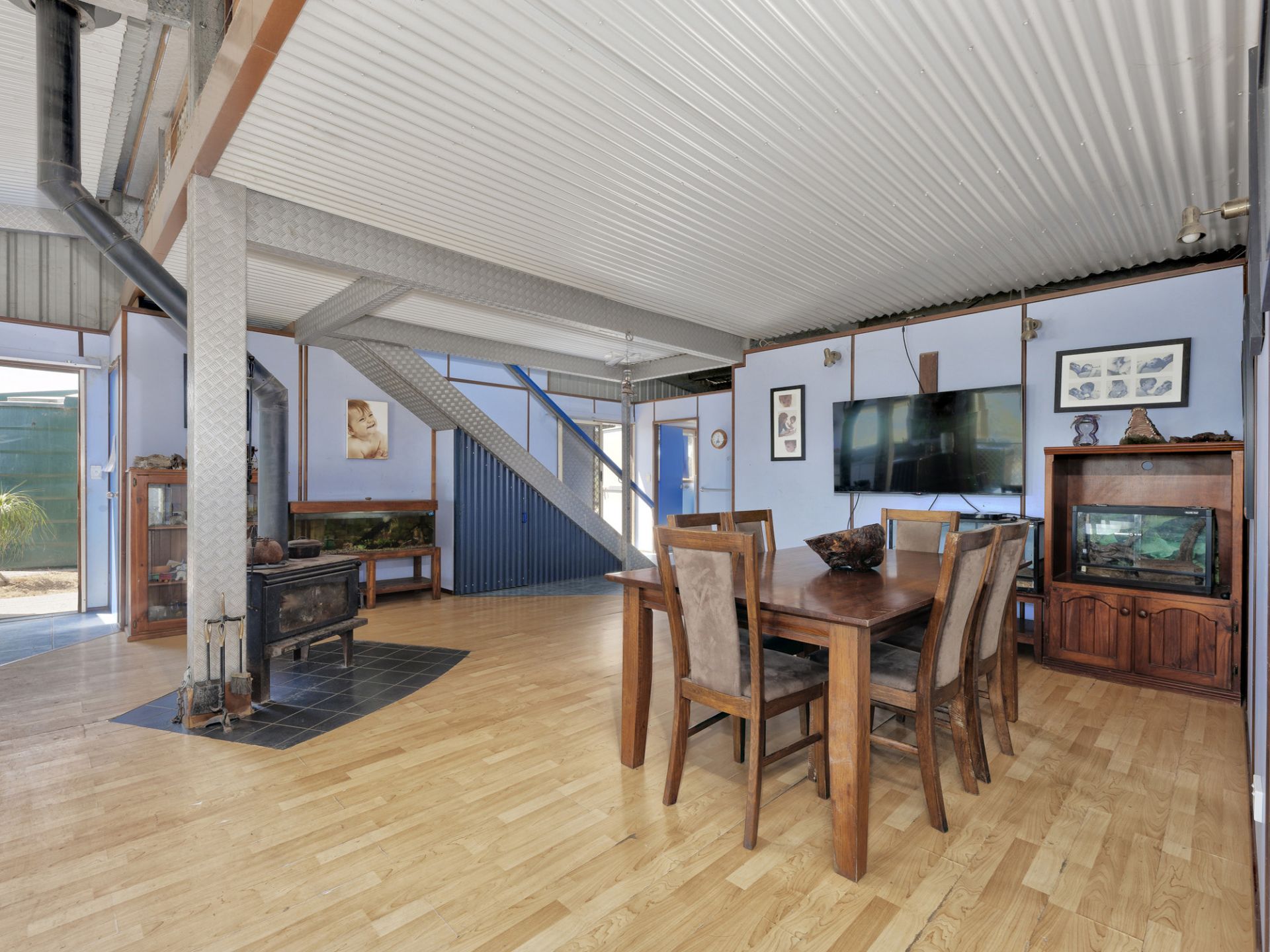 663 Loeskows Road, BOOYAL | Four Walls Realty